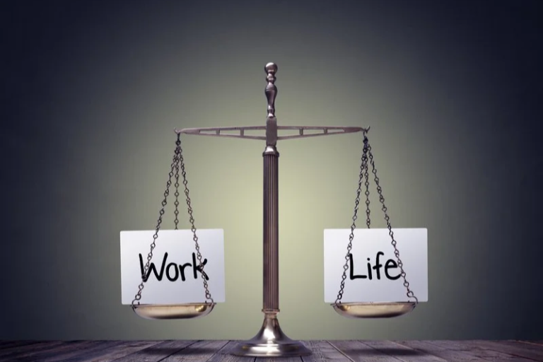 Workation Trend UK: Boosting Work-Life Balance in Britain 2026